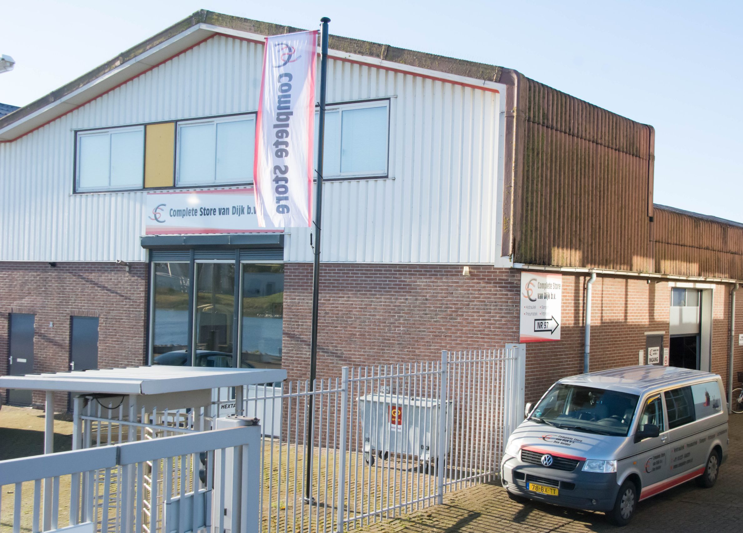 Contact · Complete Store van Dijk